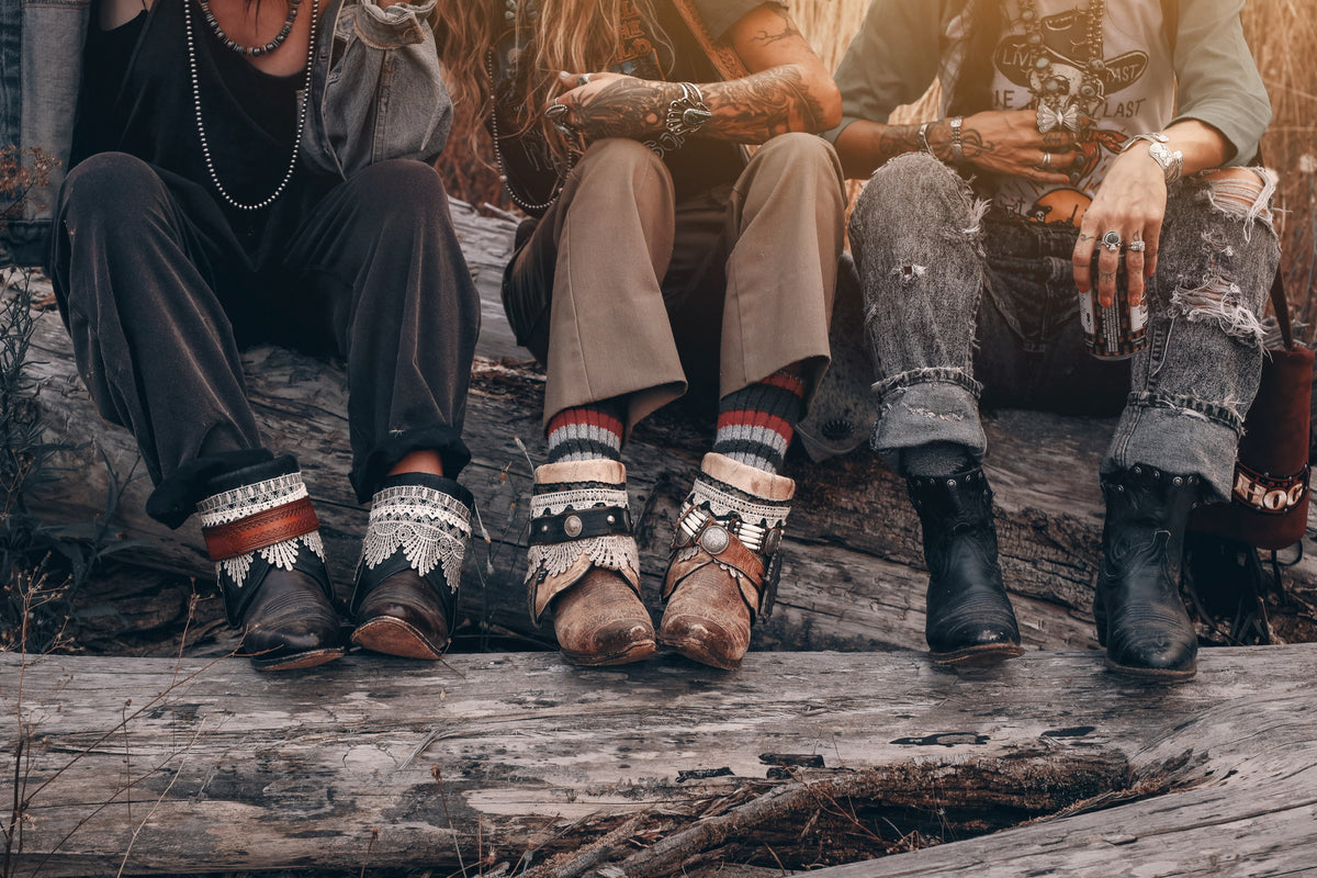 boots – Never Ending Threads